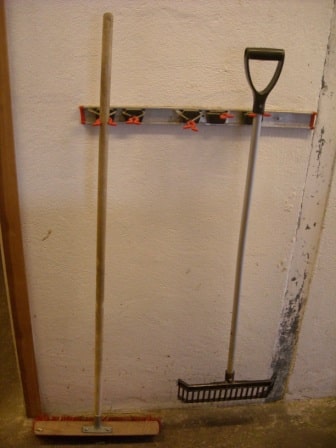 Kan oppheng av redskap være farlig? - Stallmestern